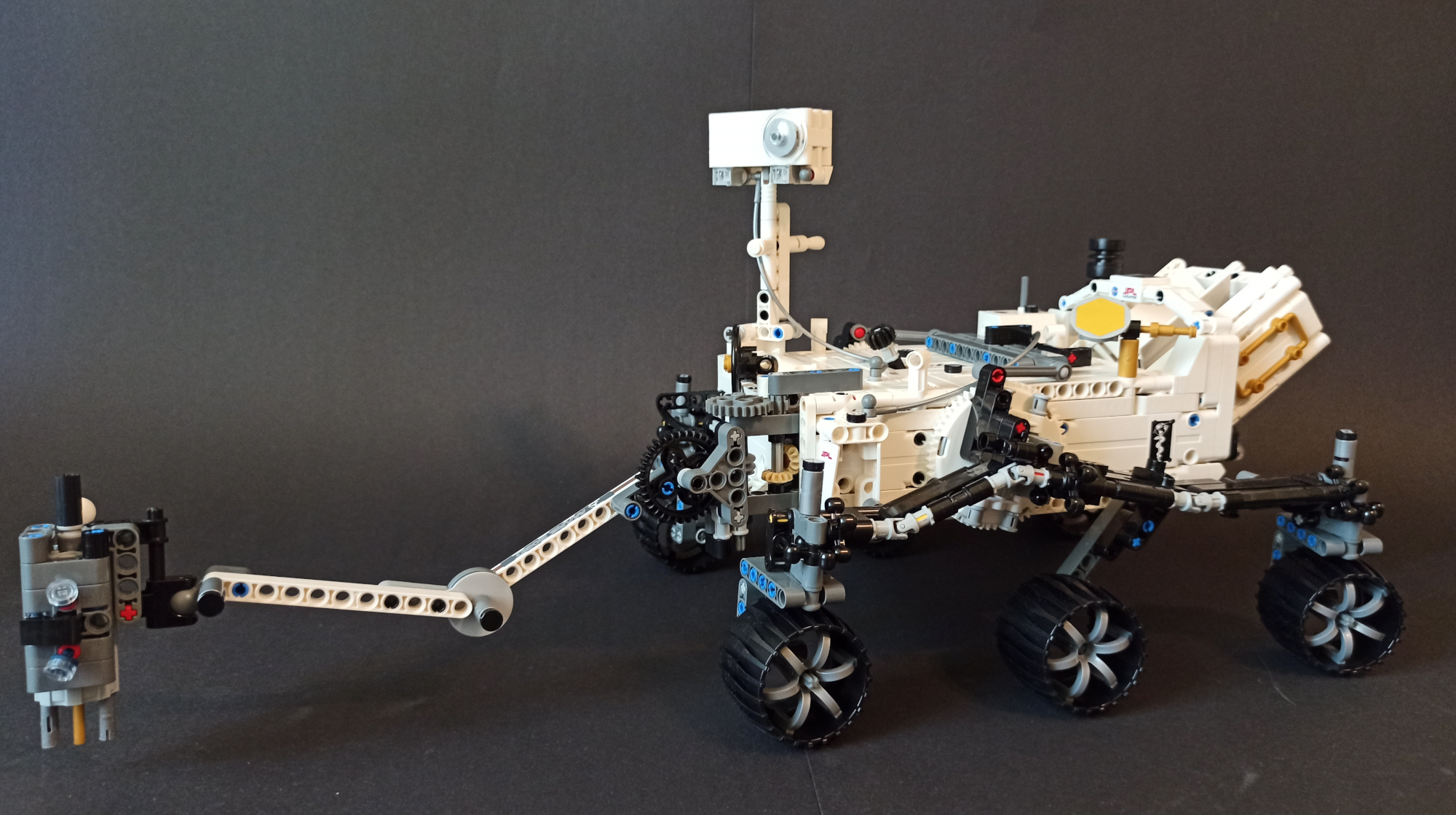 LEGO Technic 42158 NASA Mars Rover Perseverance – recenzja
